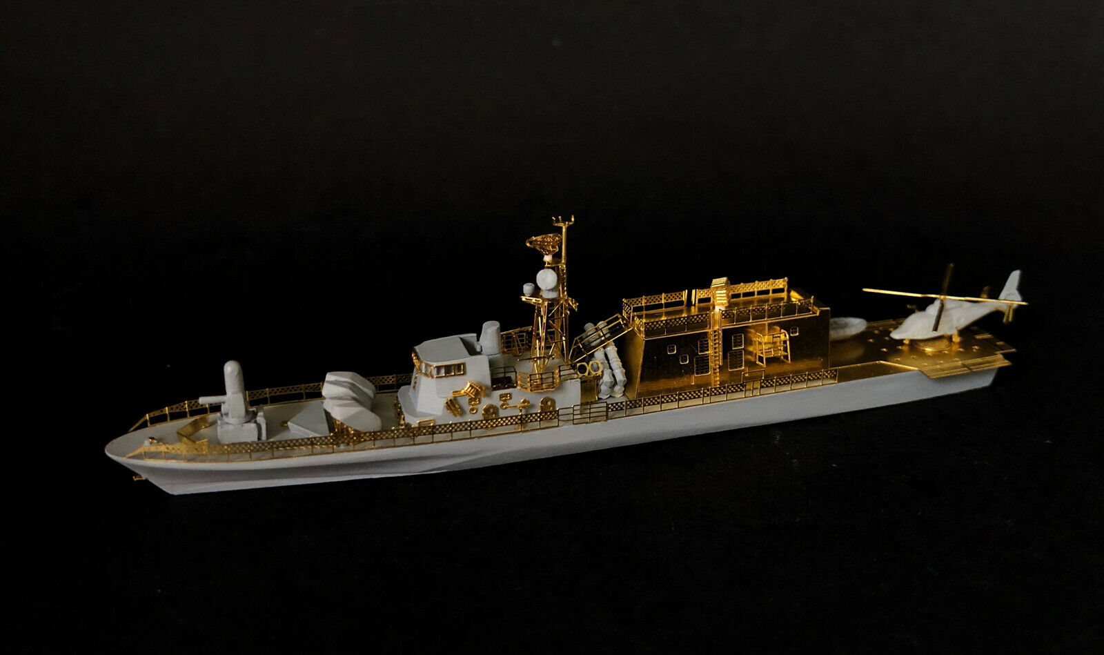 NNT Modell | Israel Sa'ar 4.5 Aliya Class Missile Boat | online kaufen