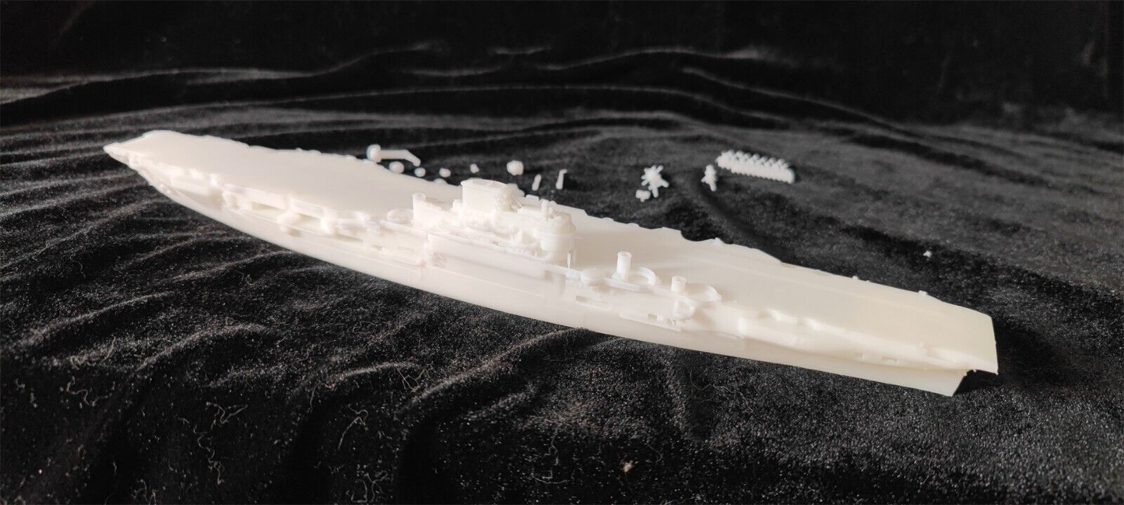 NNT Modell | HMS Implacable class aircraft carrier | purchase online