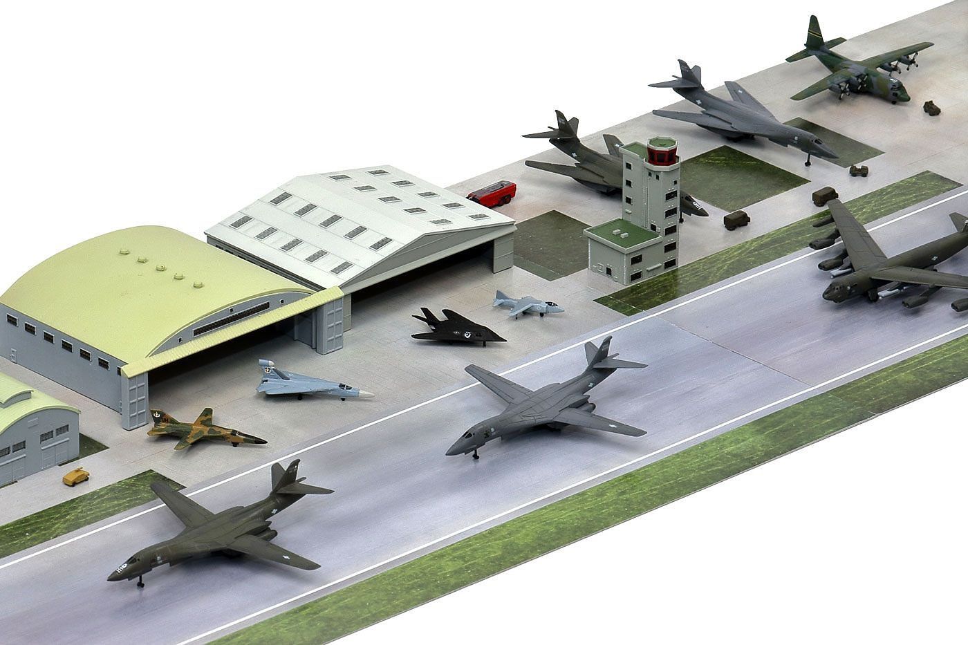 NNT Modell | 1/700 Modern United States Air Force Base 1 (1990s ...
