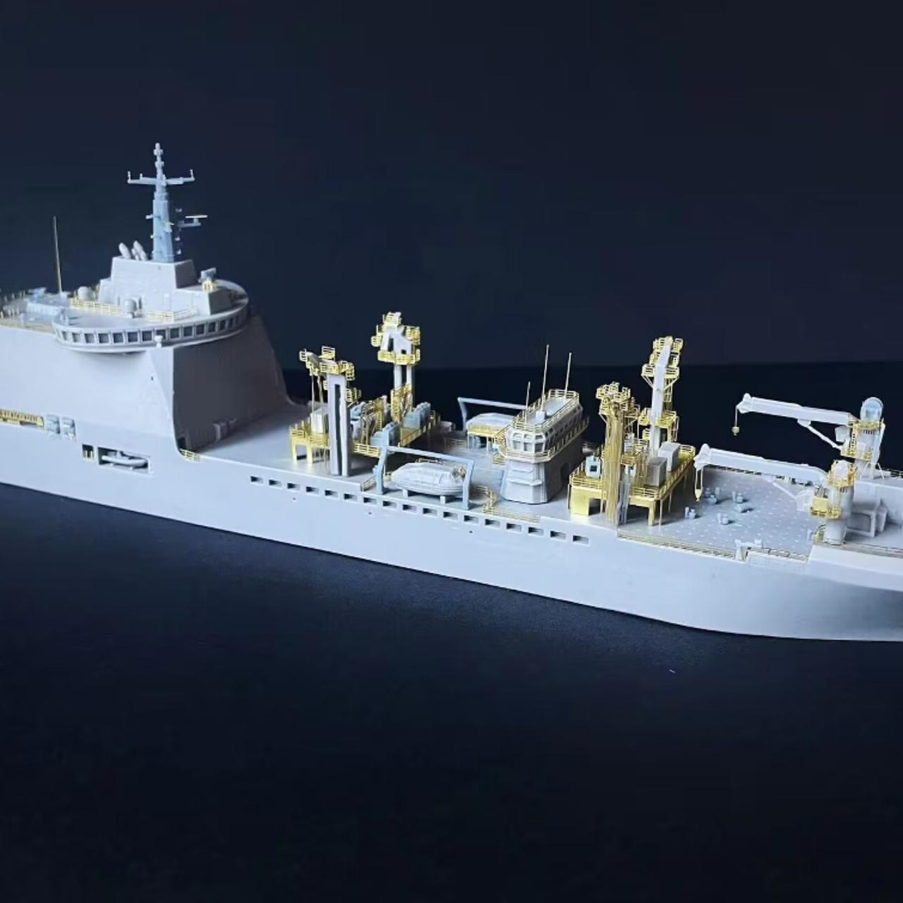 NNT Modell | Italian Navy Vulcano Class Logistic Support Ship (LSS ...
