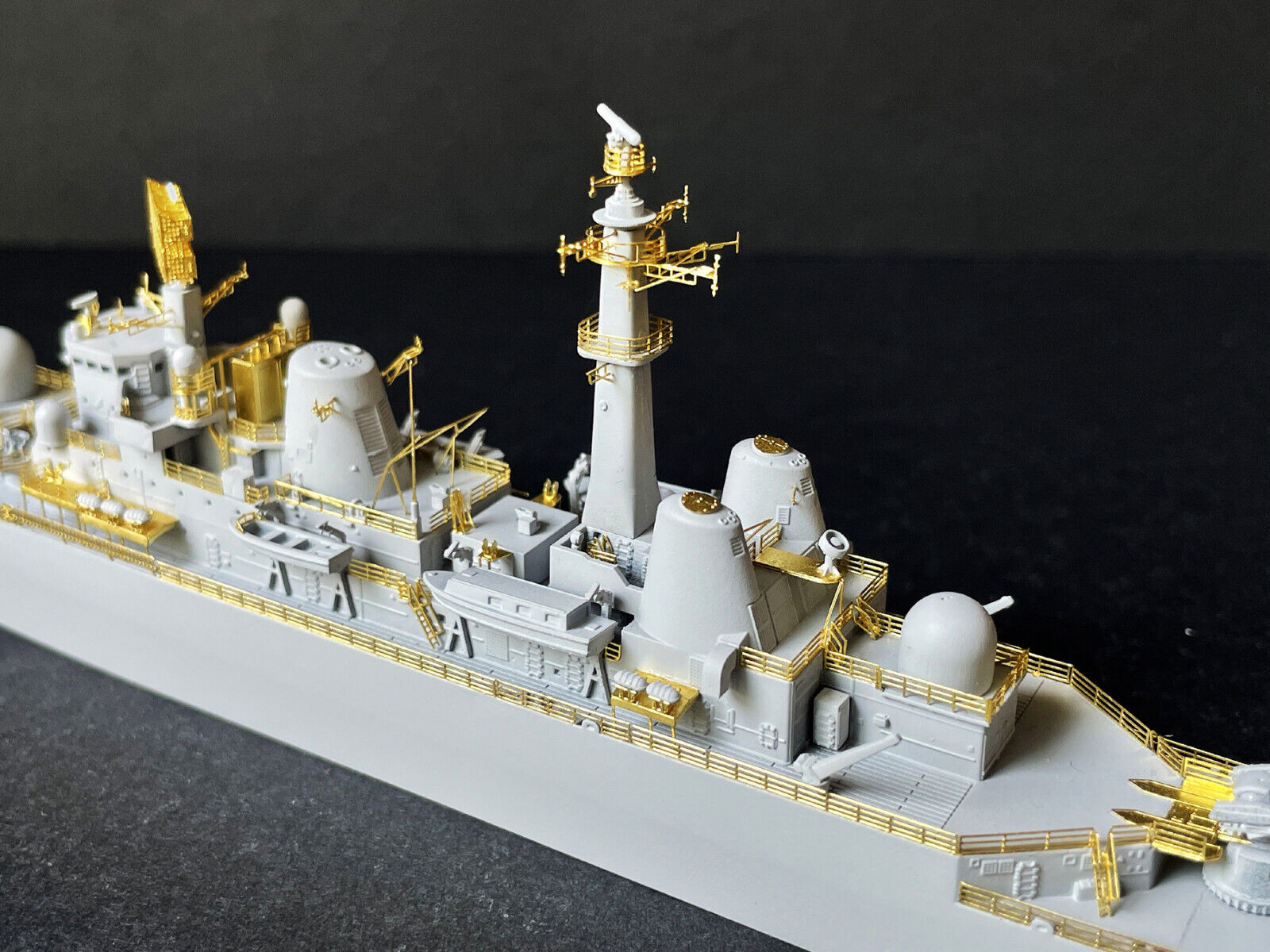 NNT Modell | 1/700 HMS Bristol (Type 82) Class Guided Missile Destroyer ...